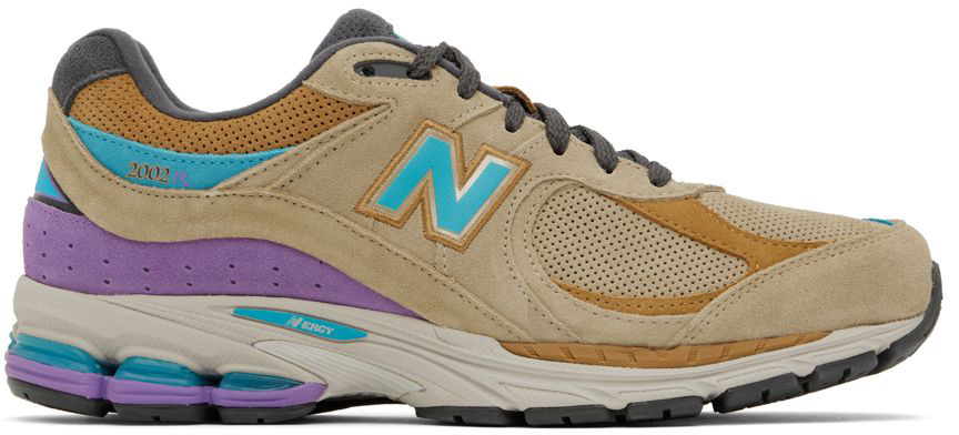 New Balance Tan 2002R Sneakers