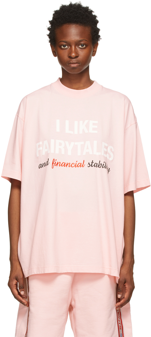 VETEMENTS: Pink 'Financial Fairytales' T-Shirt | SSENSE Canada