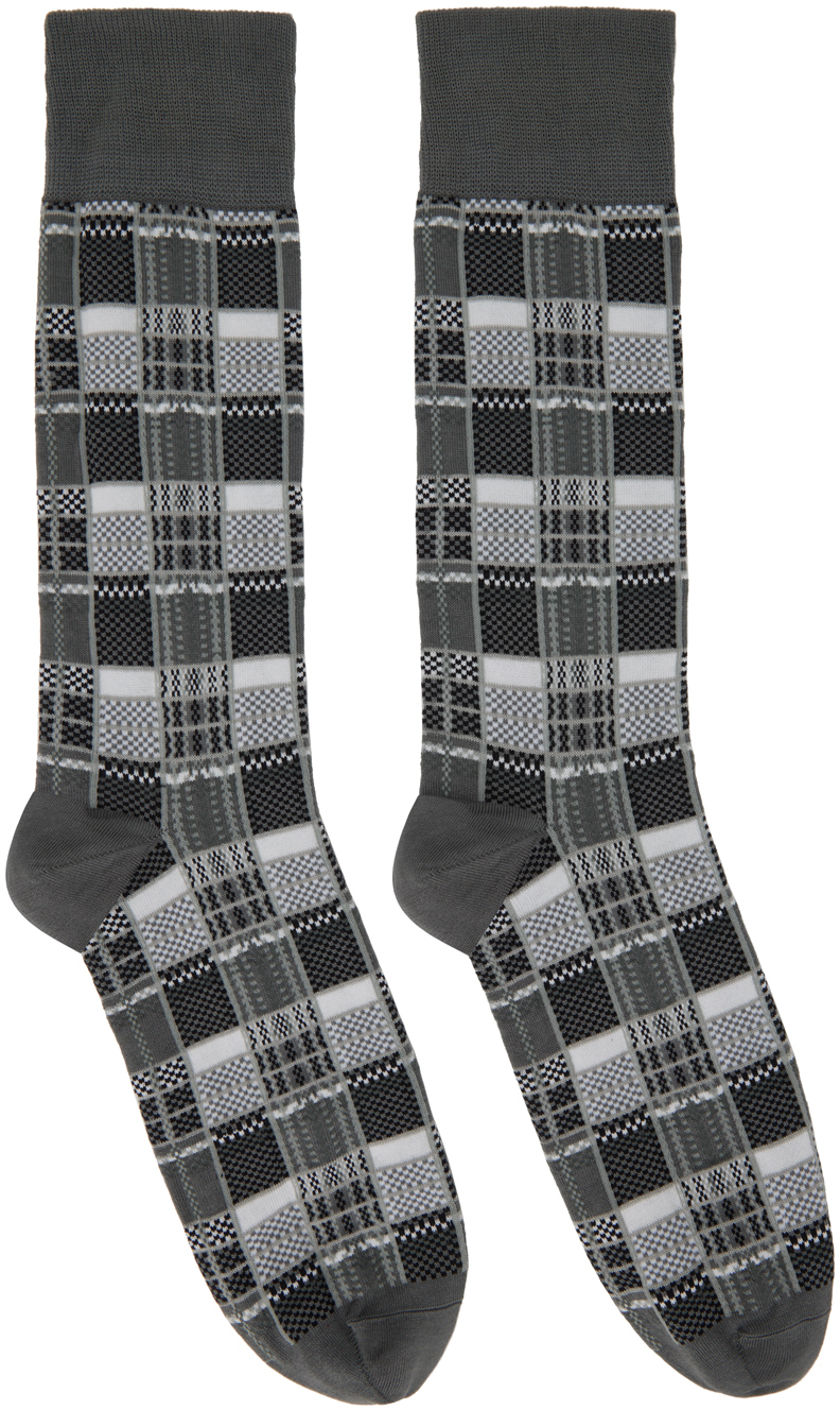 Thom Browne: Gray Check Socks | SSENSE Canada