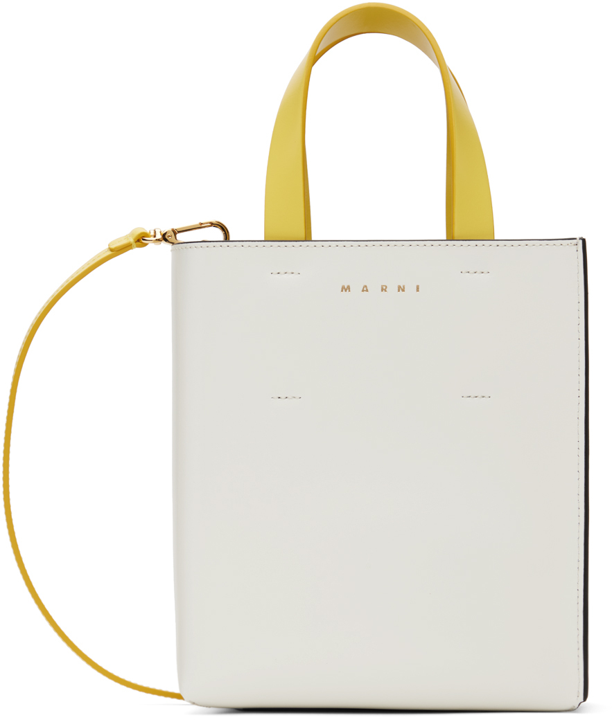 Mini cabas Museo noir et blanc Marni en solde