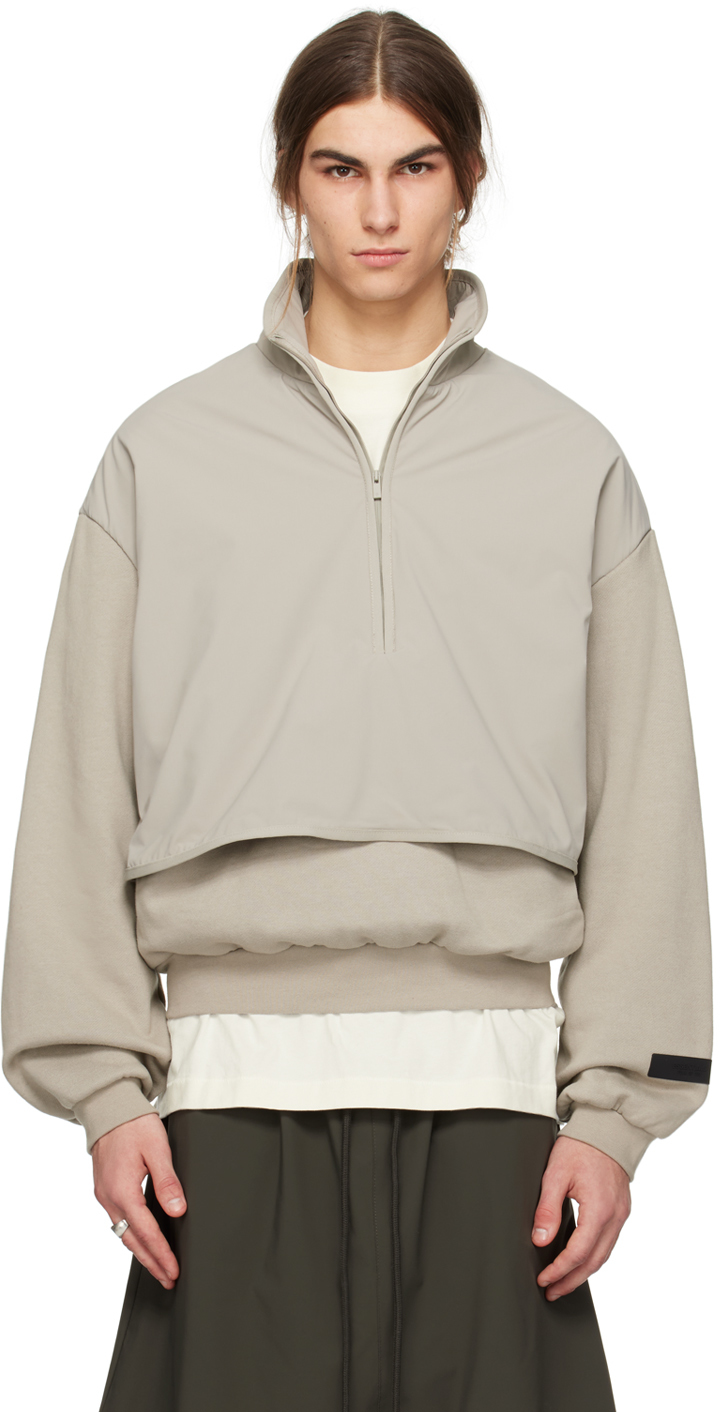 Pull molletonné gris à col cheminée Fear of God ESSENTIALS en solde