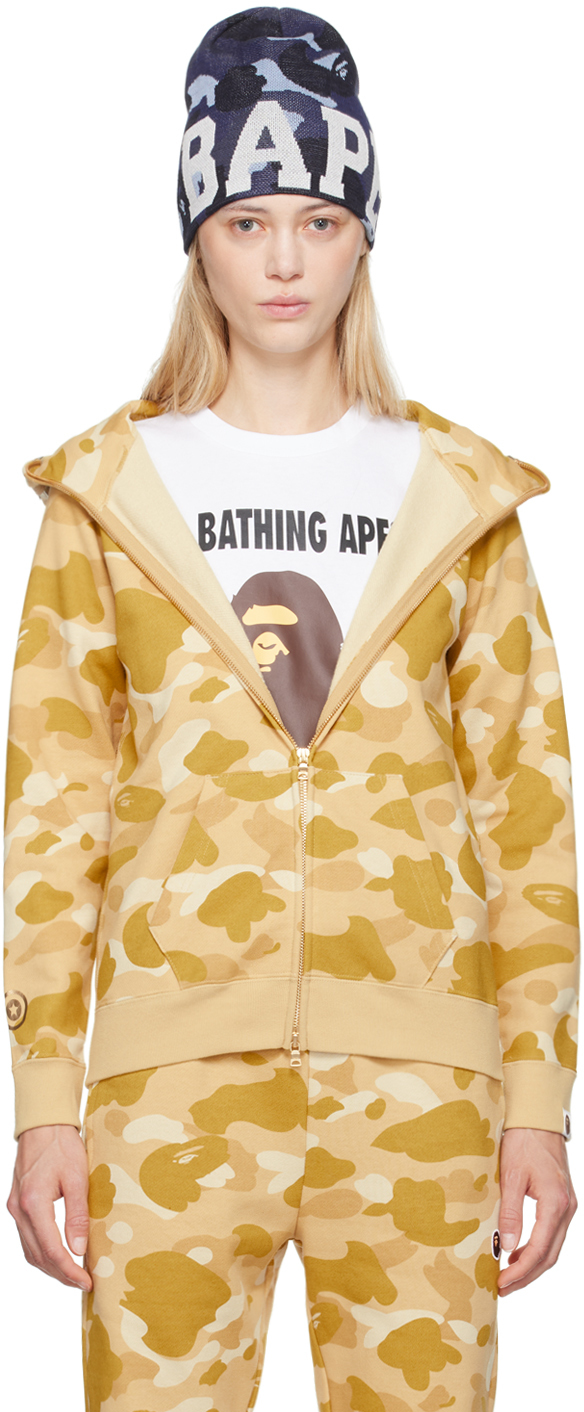 BAPE: Pull à capuche jaune à motif camouflage et à requin emblématique ...