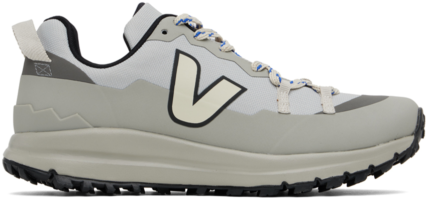 VEJA: Gray Études Edition Shark Sneakers | SSENSE Canada