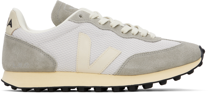 VEJA: Gray Rio Branco Alveomesh Sneakers | SSENSE